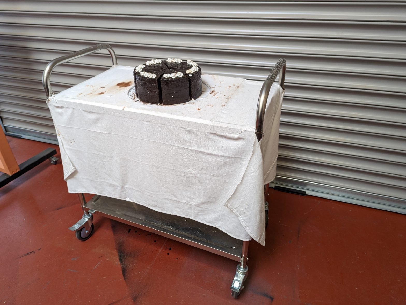 Matilda - ‘Disappearing Cake’ trolley - Spirolux Ltd.